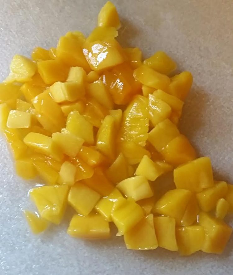 Chunky Sweet Mango Salsa Spread - Jackieskitchn